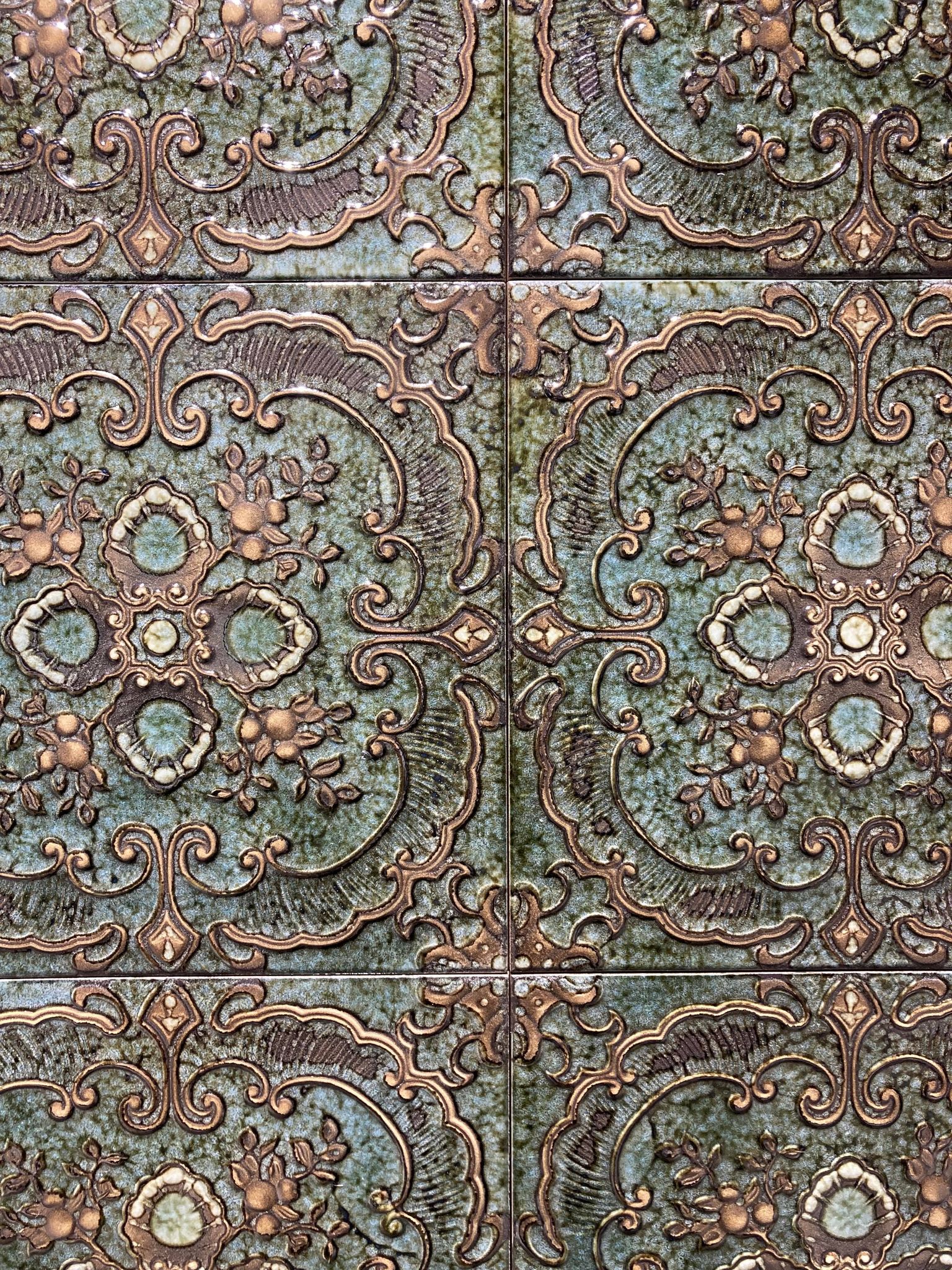 Cevisama-2023-Aparici-Kintsugi-Jade-Basi-01 – Diary of a Tile Addict